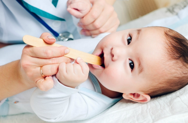 Tonsillitis In Babies And Toddlers Everything You Need To Know tonsillitis-in-babies-and-toddlers-everything-you-need-to-know